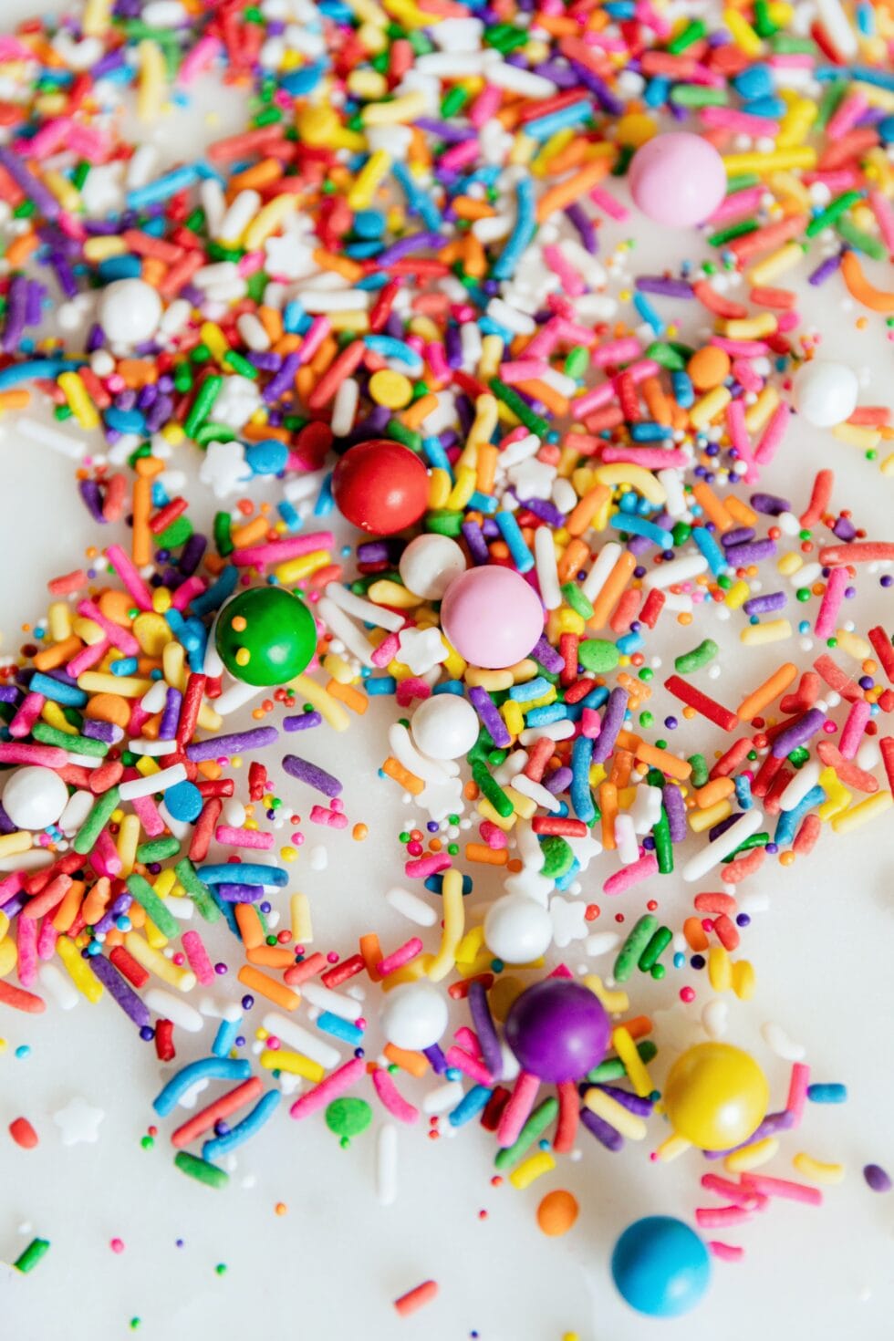 HOW TO MAKE A RAINBOW EXPLOSION CAKE | Pretty Together