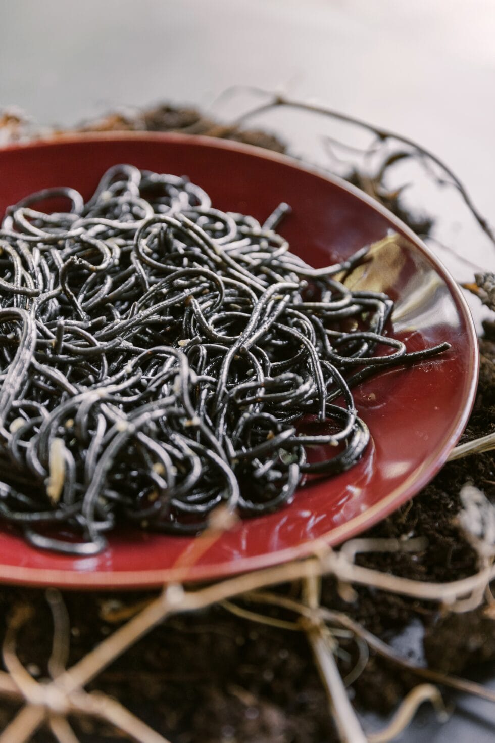 Halloween Recipes: Scary Bowl of Worms | Pretty Together
