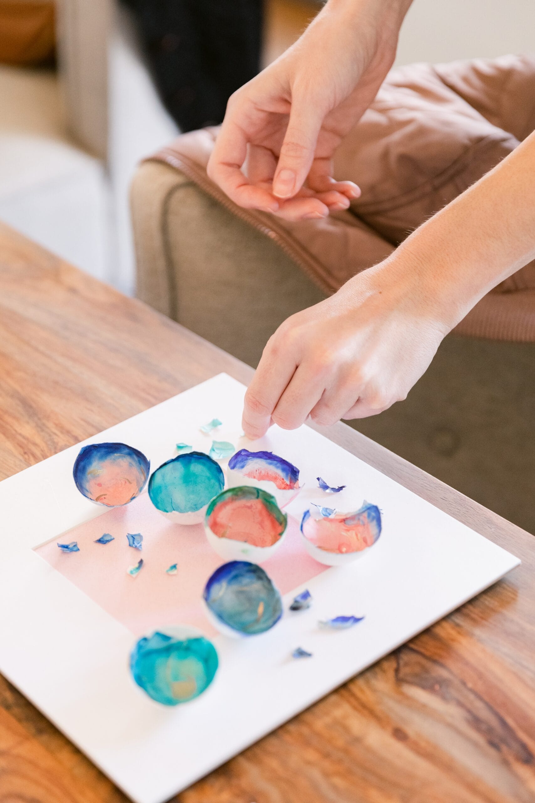 kintsugi-egg-shell-art-ideas-sustainable-art-meaningful-art-for-anyone ...