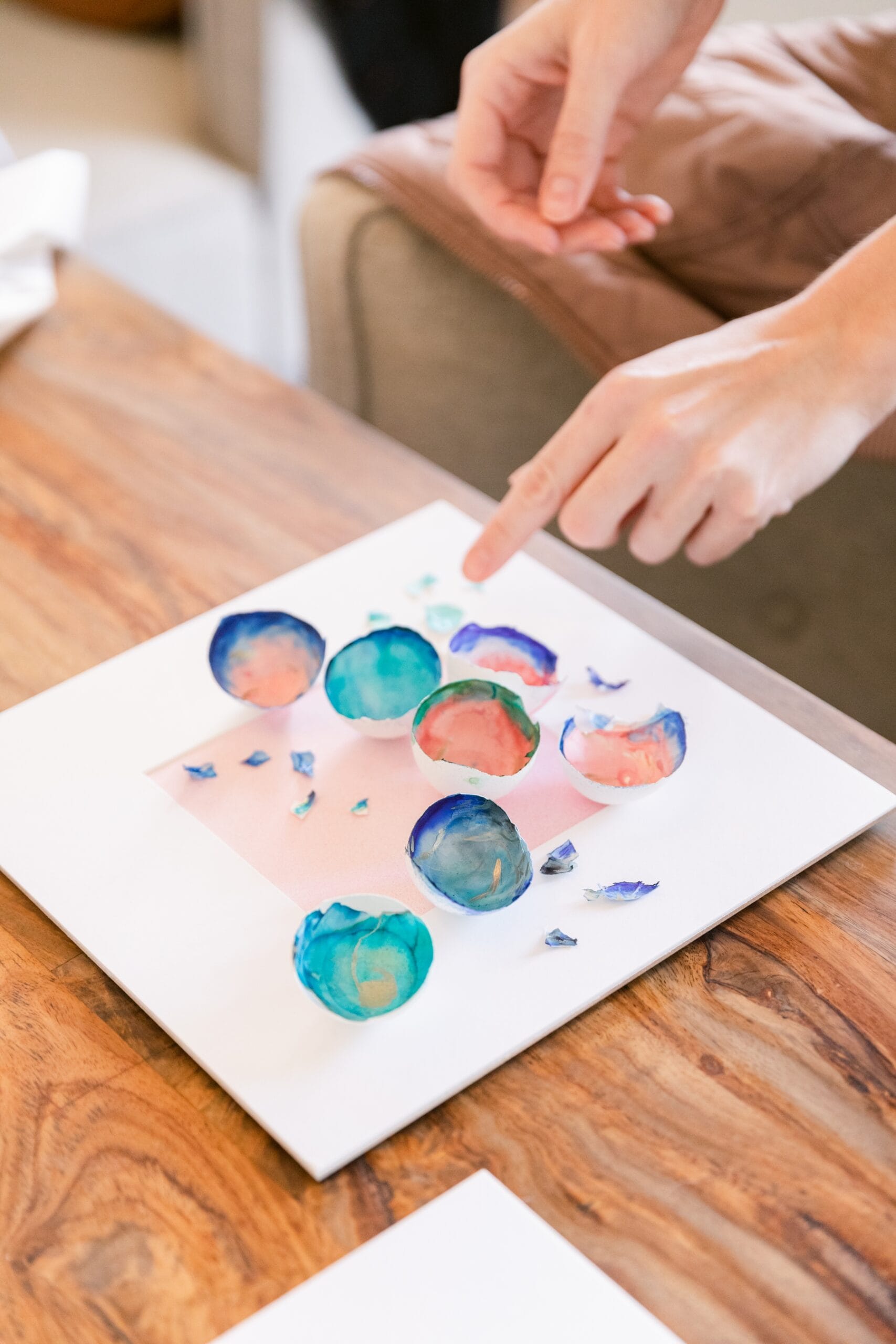 kintsugi-egg-shell-art-ideas-sustainable-art-meaningful-art-for-anyone ...