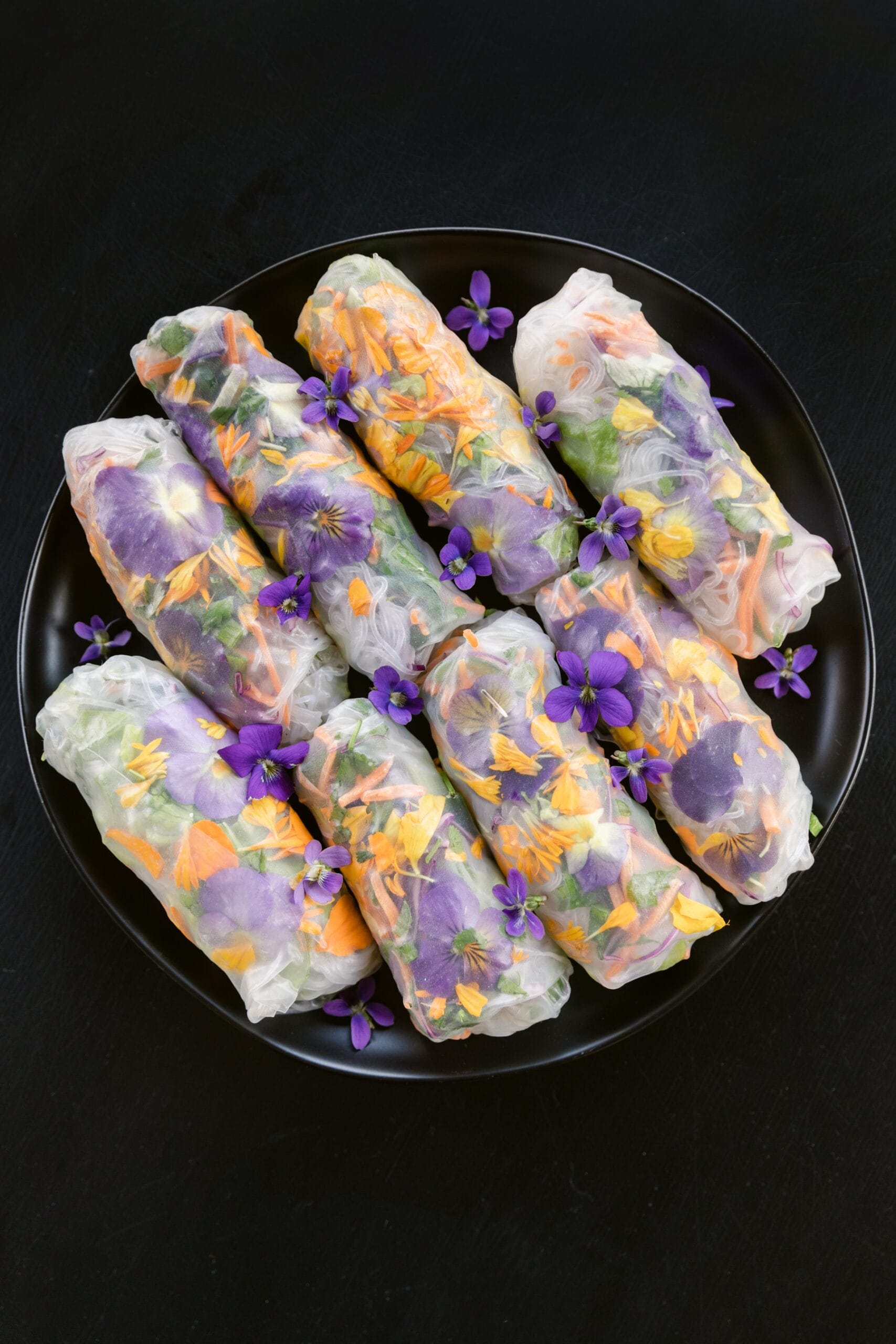 spring-rolls-wth-edible-flowers-and-dipping-sauce-recipe-1 | Pretty ...