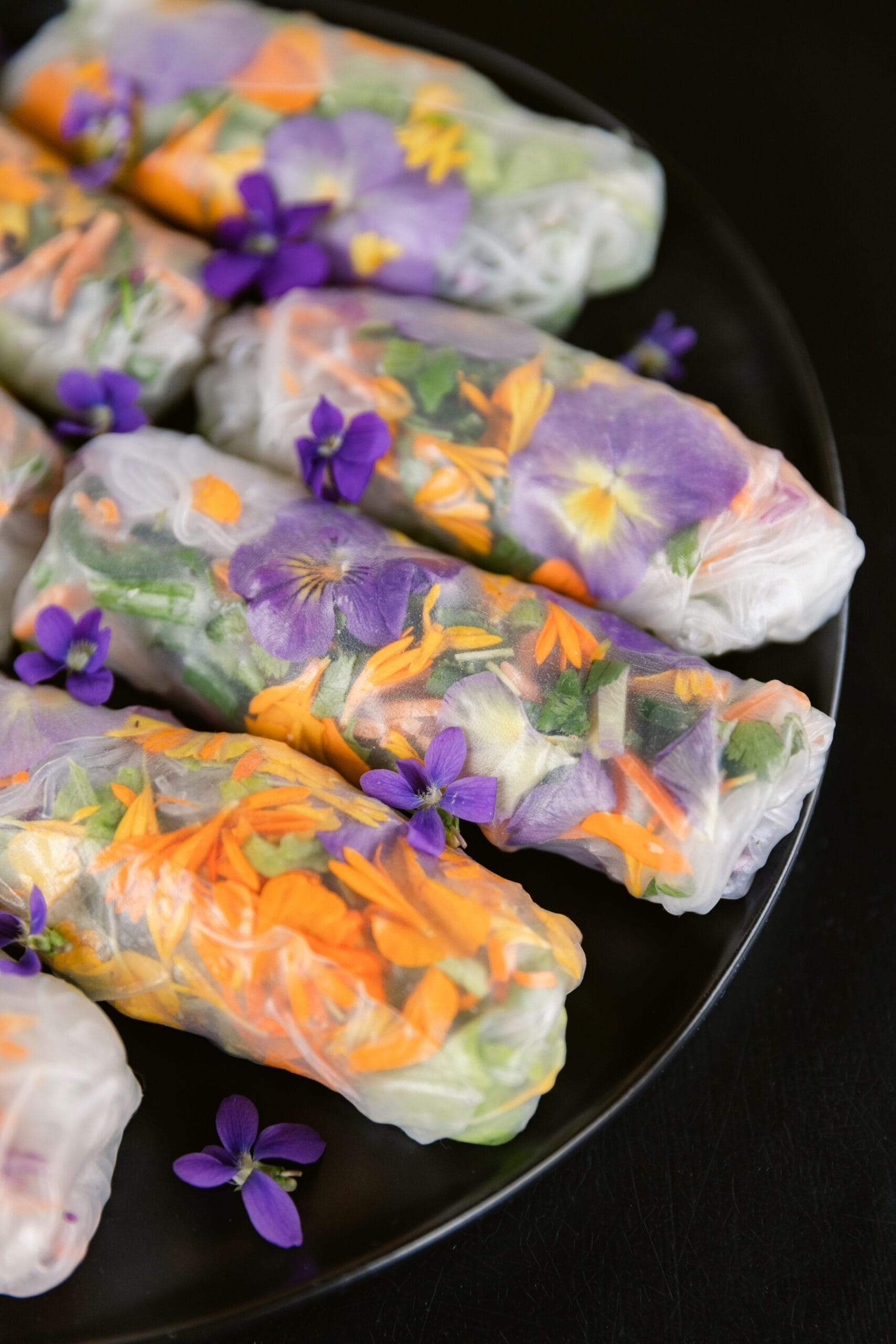 spring-rolls-wth-edible-flowers-and-dipping-sauce-recipe-3 | Pretty ...